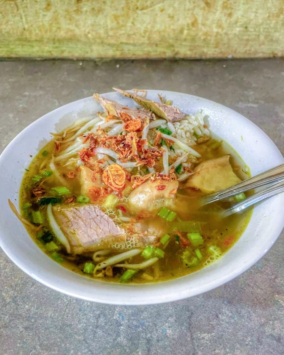 Soto Madura Pak Hadi & Harapan Usaha Warungan Orang Kecil Normal ...